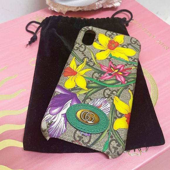 Gucci | Accessories | Authentic Gucci Gg Limited Edition Floral Iphone ...